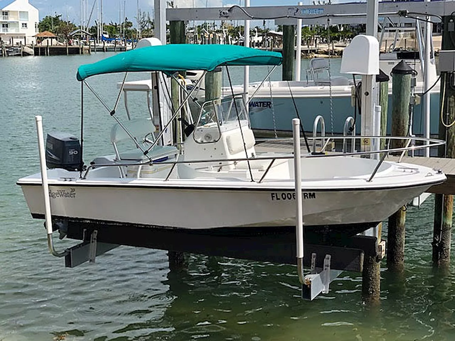 Saltwater Boat Lifts: Elevate Your Boating Experience w/ Boat Lifts ...