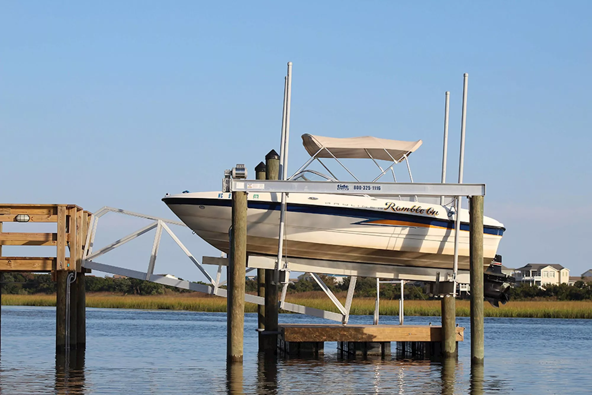 Shop Four Piling Cable Boat Lifts: Durable & Efficient Marine Solutions ...