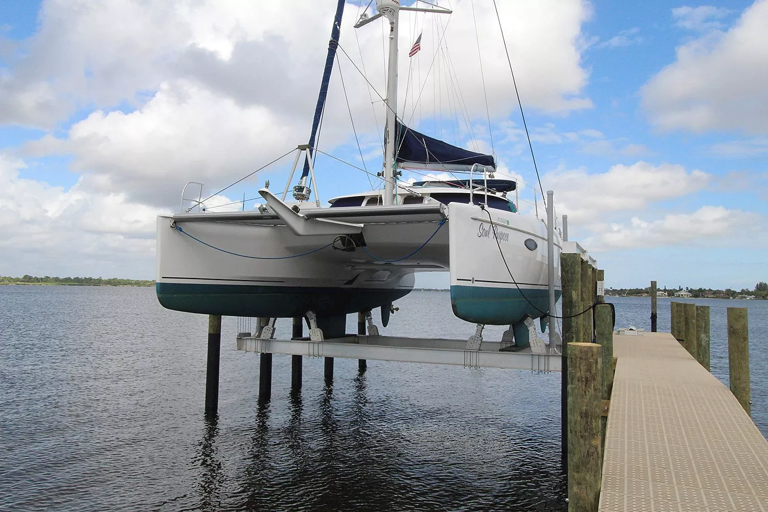 Shop Eight Piling Motorized Boat Lifts: The Ultimate Boat Lift for ...