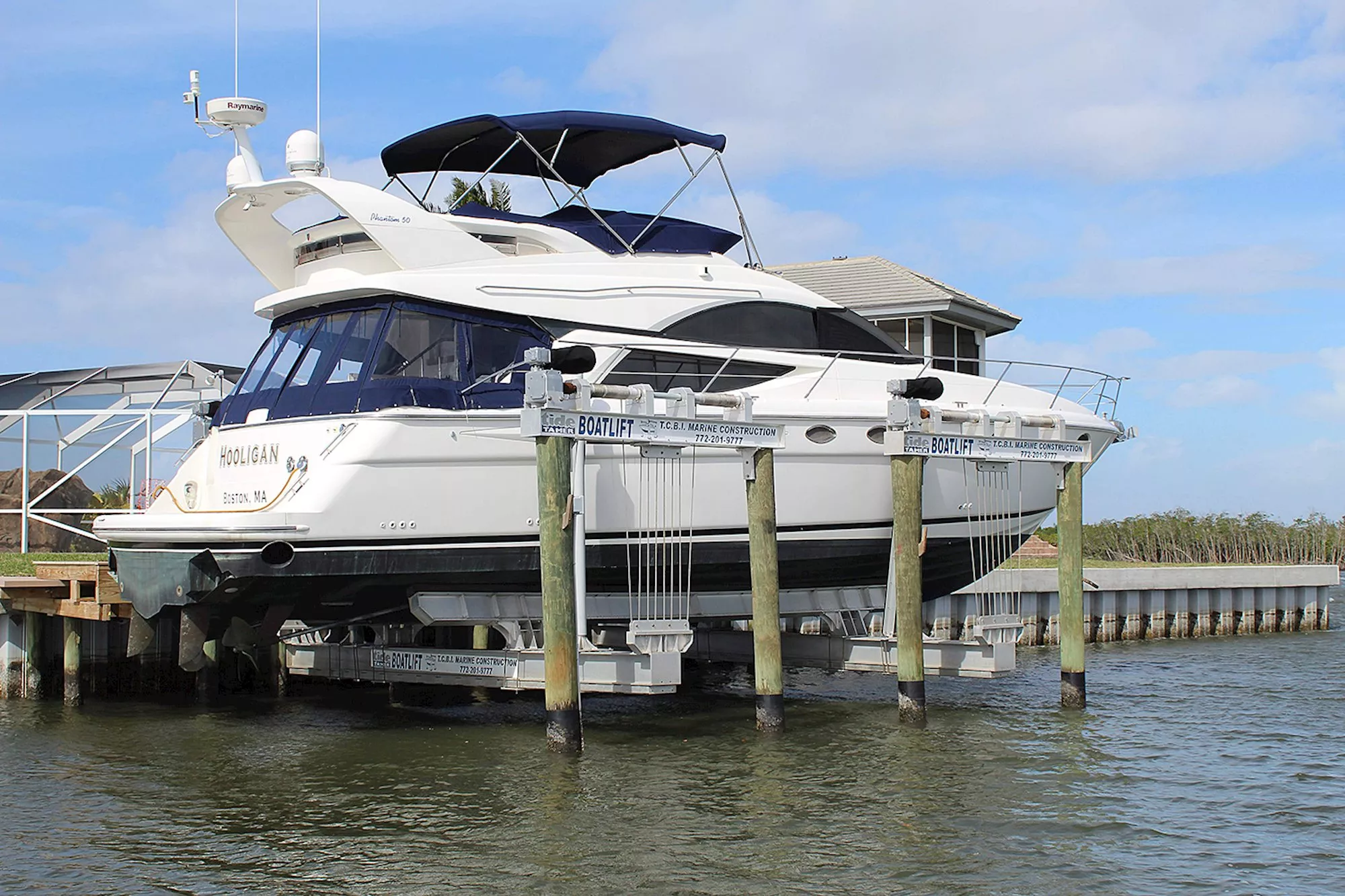 Shop Yacht Lifts: Luxury Boat Lifts for Yachts | Tide Tamer