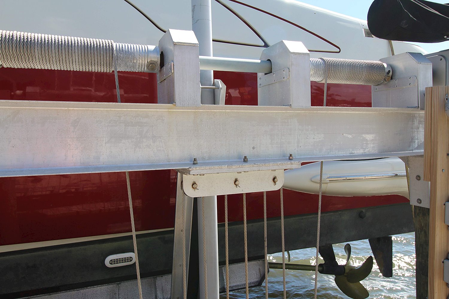 Shop Yacht Lifts: Luxury Boat Lifts for Yachts | Tide Tamer